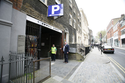 Convenient and Affordable Parking in EC1R Amwell Street | Green Parking